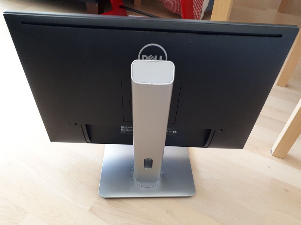 Dell-Flachbildmonitor mit Pivot-Funktion 24 Zoll | Kaufen auf Ricardo