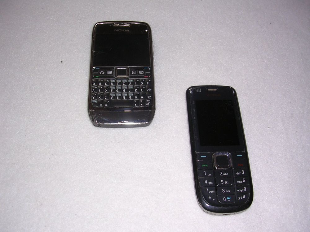 Zwei def. Nokia Handy (Defekt) in Trun für CHF 5 – mit Lieferung auf ...