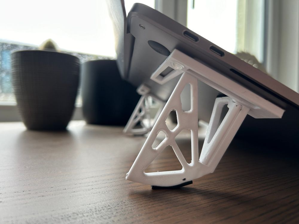 3D Printed Computer Stand | Kaufen auf Ricardo