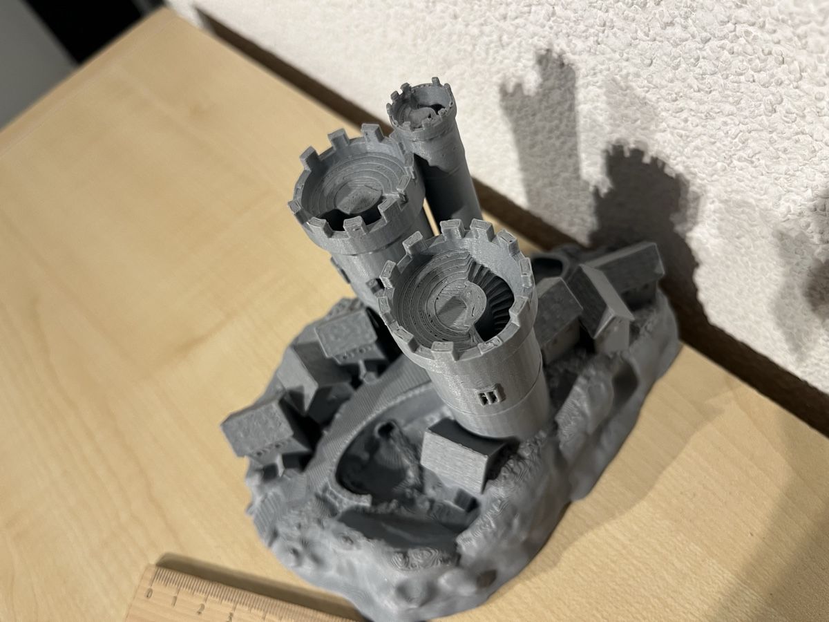 Burg mit Torbogen 3D gedruckt für Modelleisenbahn Landschaft (Gebraucht ...