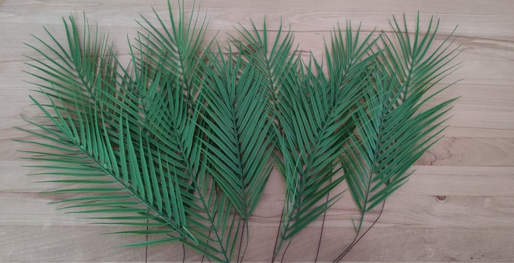 ️KÜNSTLICHE PALME, DEKO, ZUSAMMENSTECKBAR, BIEGSAM | Kaufen auf Ricardo