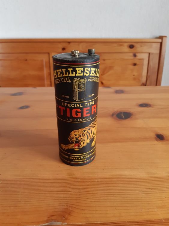 Antike Batterie "Tiger" von Hellessens, 1.5V (Gebraucht) in ...