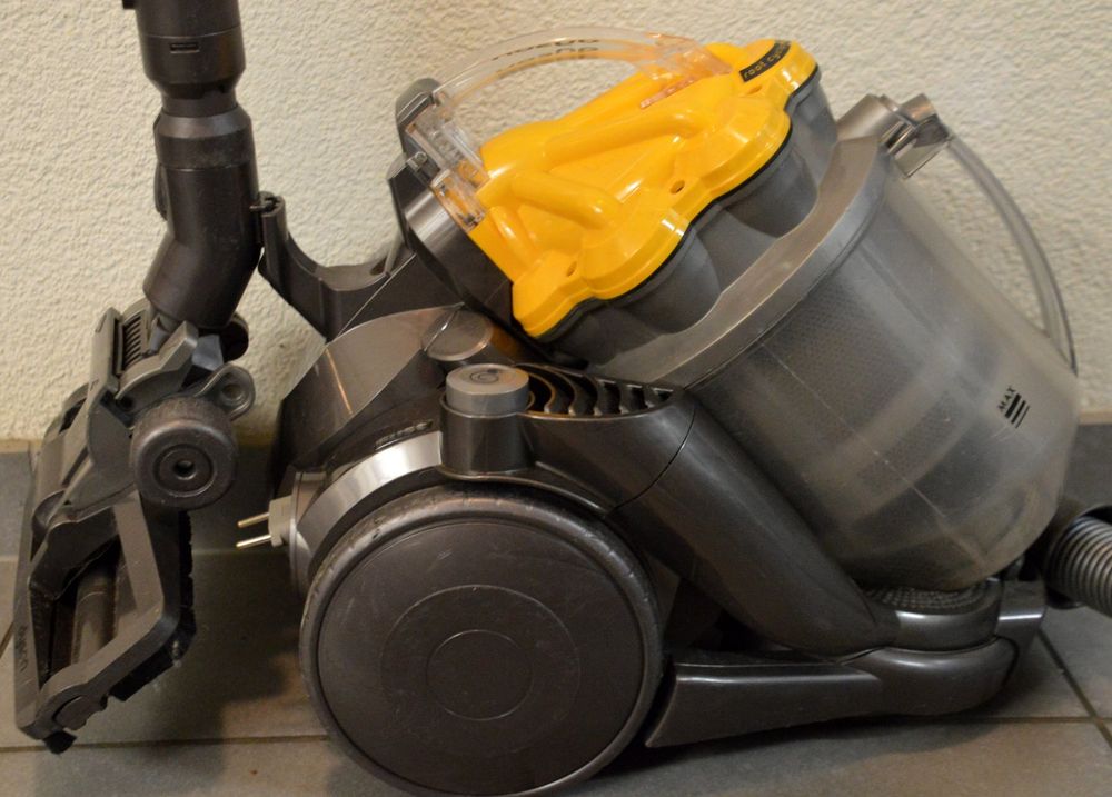 Staubsauger Dyson DC29 Origin aspirateur (Gebraucht) in Collonges für ...