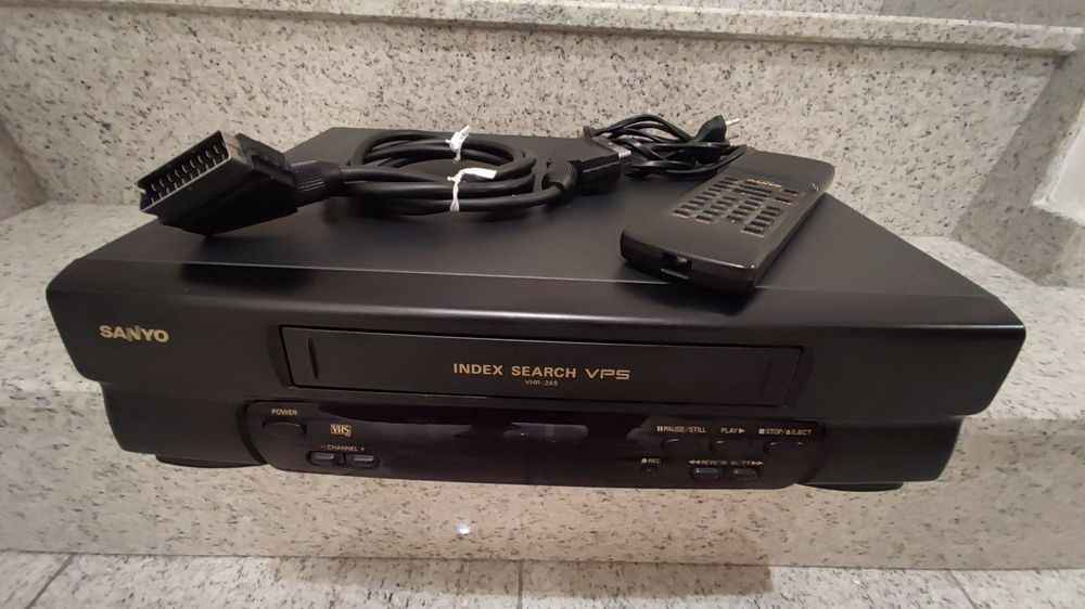 VHS-Videorecorder VHR-245G von SANYO | Kaufen auf Ricardo