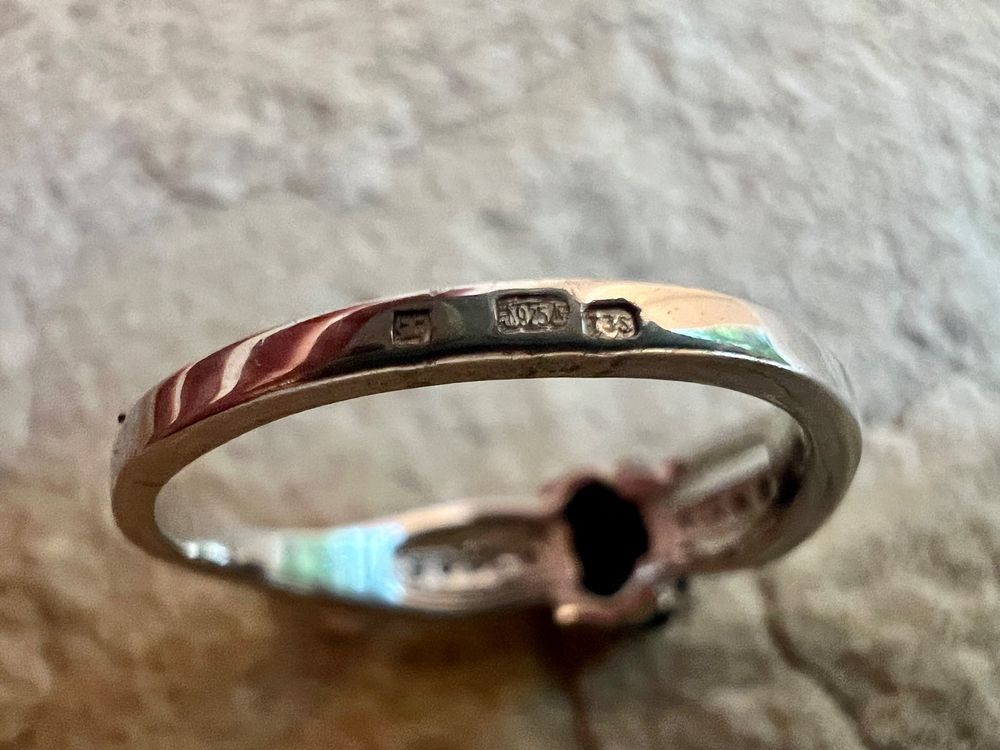 Ring edel u. luxuriös mit Saphir und Zirkonia's G 59,5 - 60 (Gebraucht ...