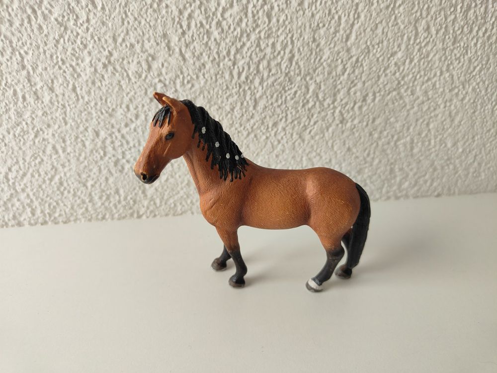 Schleich Trakehner Stute Horse Club Bauernhof Pferde (Gebraucht) in Thalwil für CHF 3 – mit ...