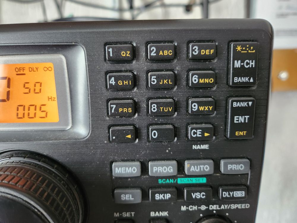 Icom IC-R8500 (Gebraucht) in Holziken für CHF 600 – mit Lieferung auf ...