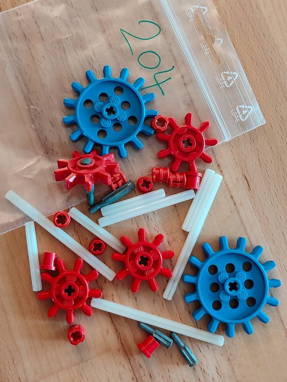 Lego; alte technic Zahnr., weisse Achsen, Metallachsen /V204 | Kaufen auf Ricardo
