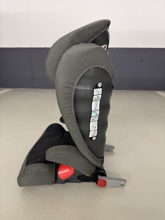 Child Car Seat with ISOFIX and Adjustable Headrest – Peugeot (Gebraucht ...