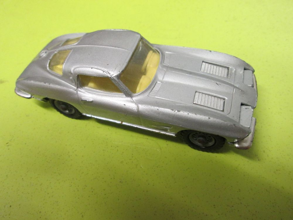 Corgi-Toys Chevrolet Corvette Stingray (Gebraucht) in Bachenbülach für ...