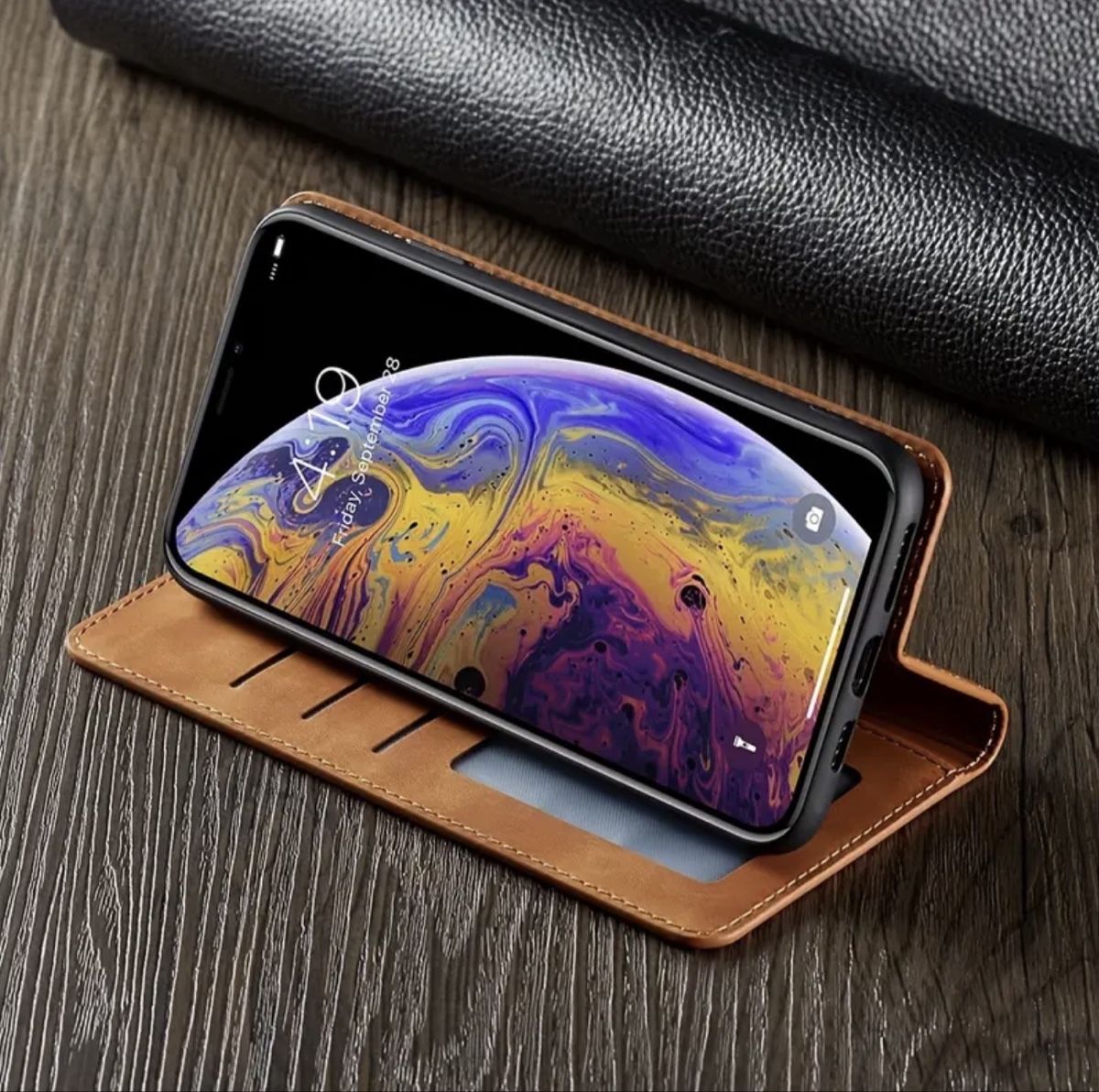 iPhone 16 E Leder Klapphülle Rot mit Kartenfach (Neu und ...