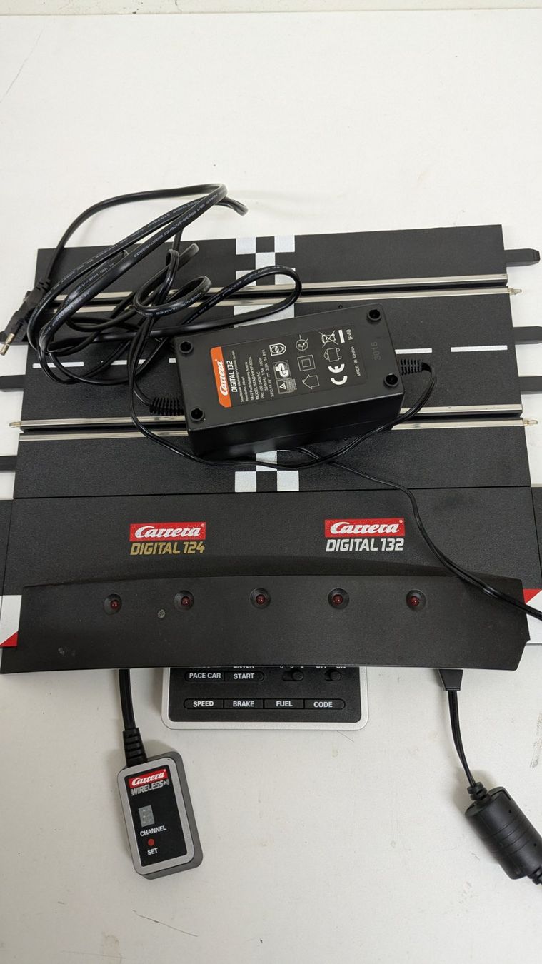 Carrera Controll Unit mit Trafo und Wireless Für Handregler (Gebraucht ...