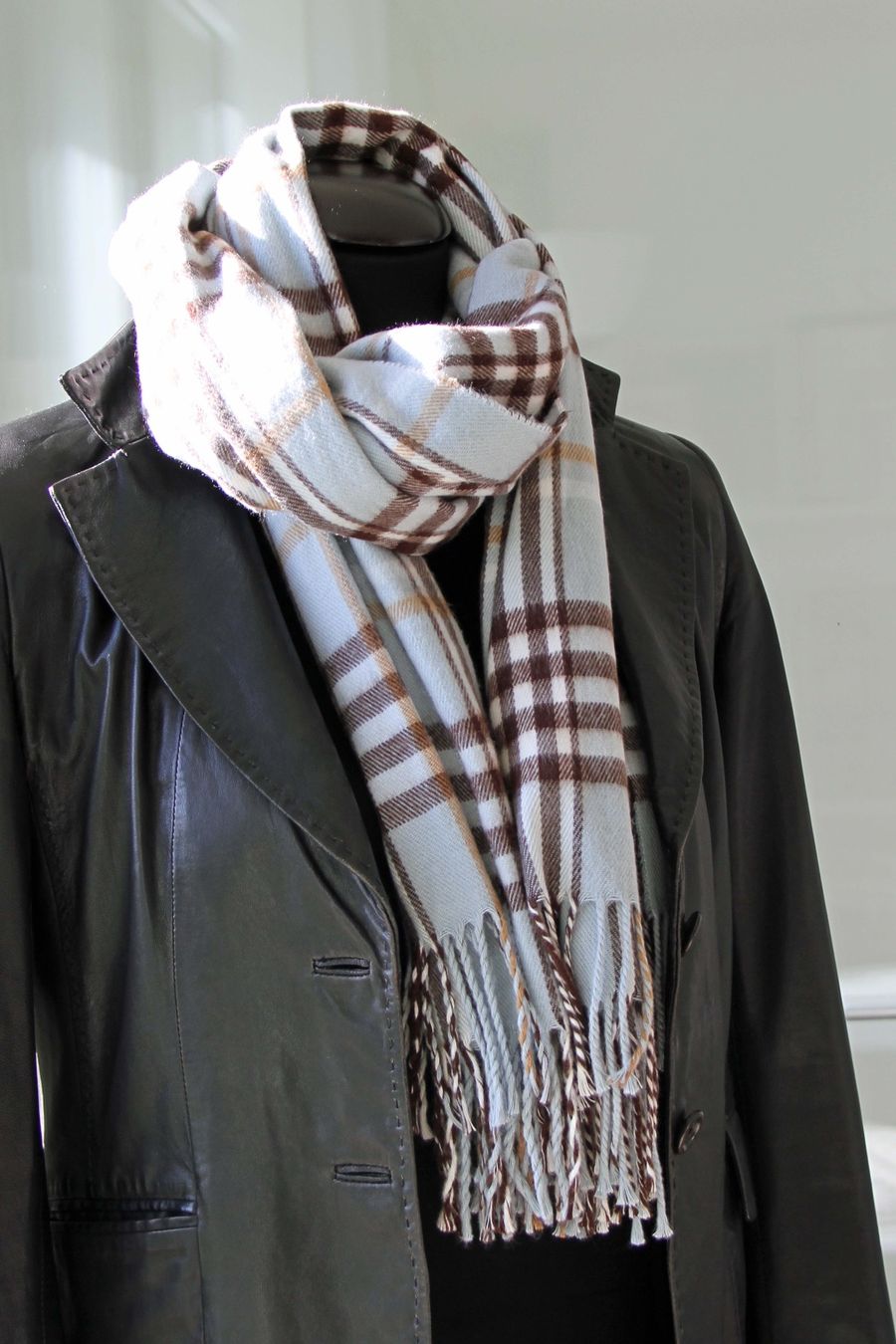 Italienischer Kaschmir Schal - hellblau im Nova Check Design (Gebraucht ...