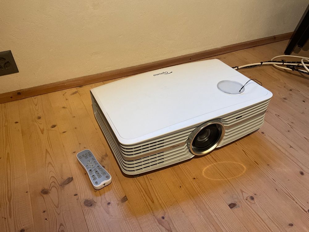 Beamer Optoma 550X 4K | Kaufen auf Ricardo