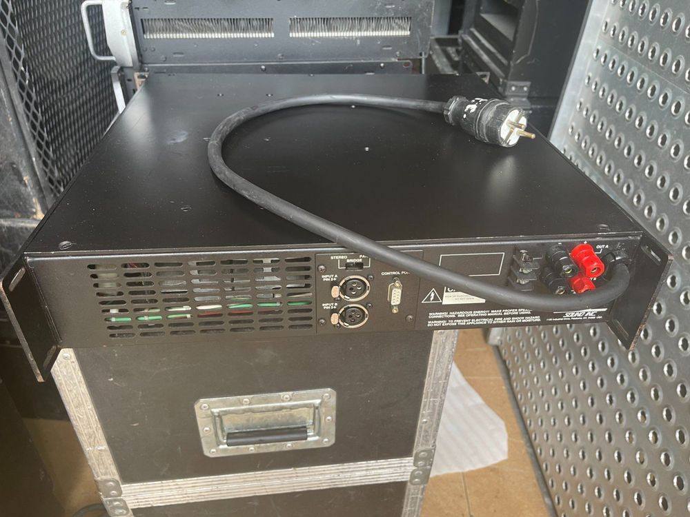 CROWN Amcron Microtech 1201 Professioneller Audioverstärker (Gebraucht ...