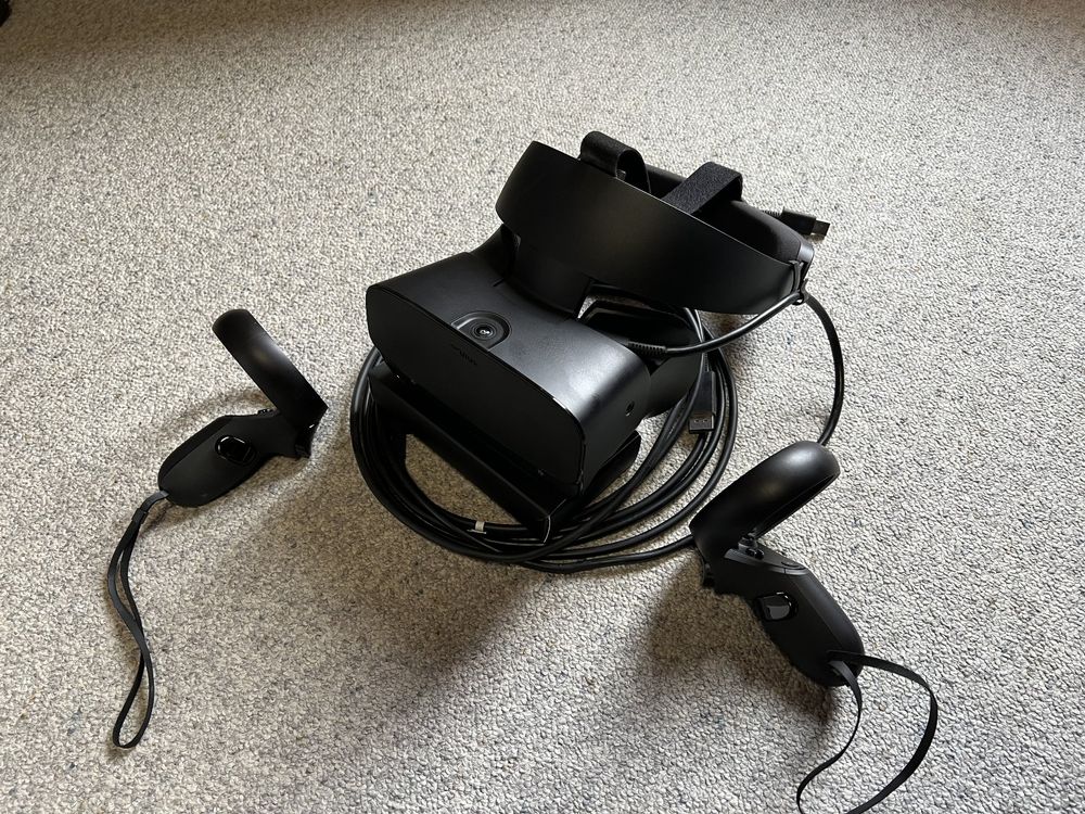 Occulus Rift S (Gebraucht) in für CHF 149 – mit Lieferung auf Ricardo ...