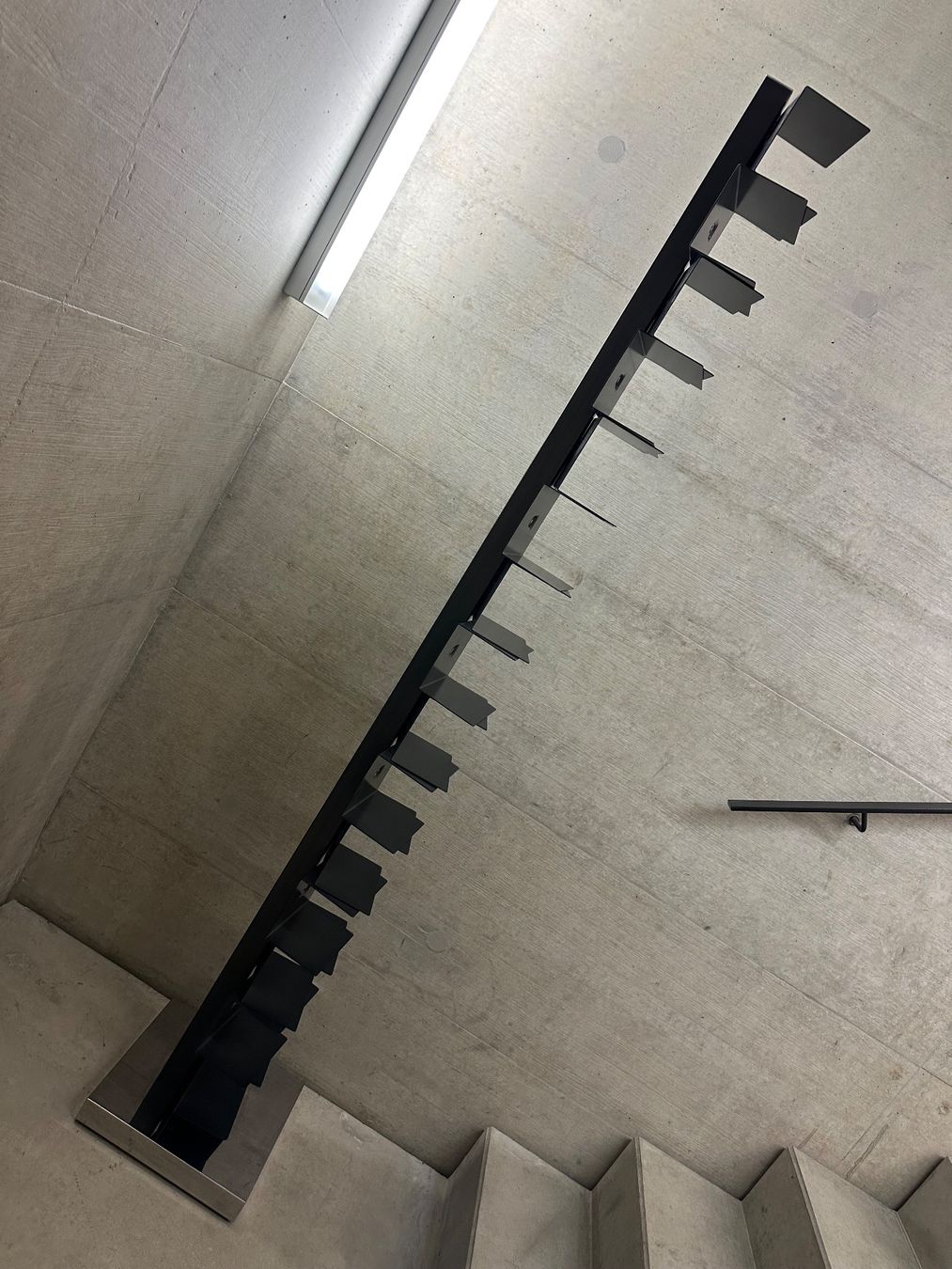 Design bookshelf tower PTOLOMEO / Bücherregal -Turm (D'occasion) à ...
