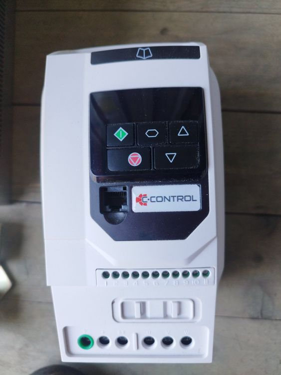 C-Control Frequenzumrichter CDI-220-1C3 2.2 kW 1phasig 230 V (Gebraucht) in Langnau i. E. für ...