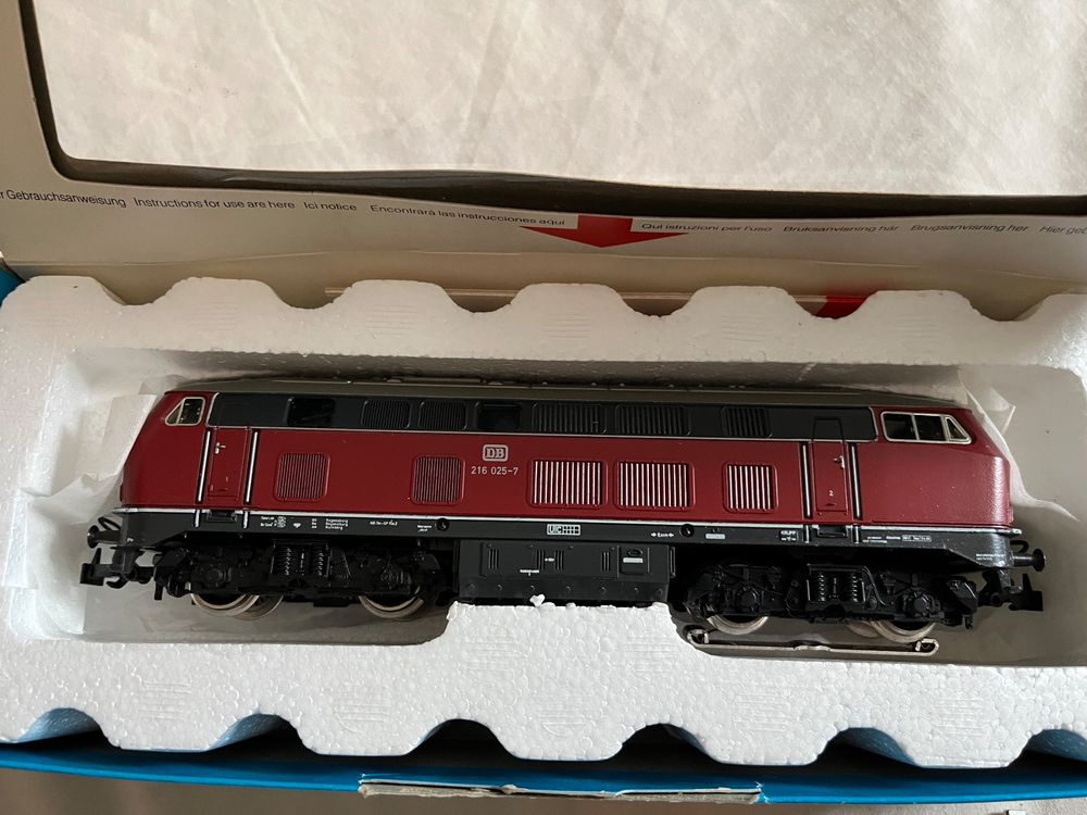 Märklin 3075 Diesellok BR 216 der DB, H0 in OVP top Zustand (Gebraucht) in Schlieren für CHF 65 ...