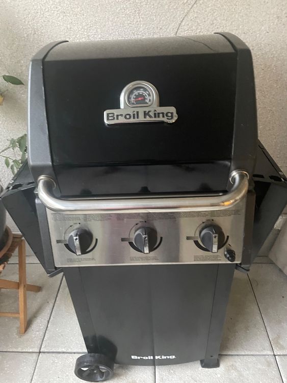 Gasgrill Broil King CROWN™ 320 | Kaufen auf Ricardo