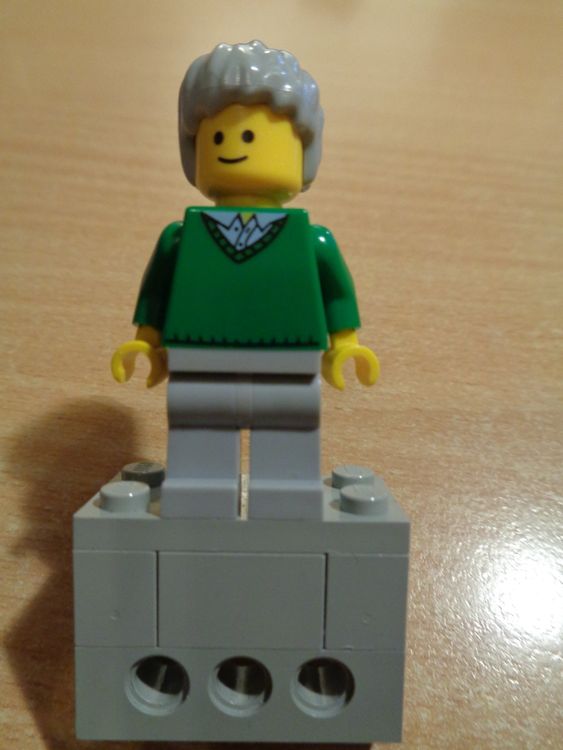 1 Lego-Figur ohne Sockel (2-3) | Kaufen auf Ricardo