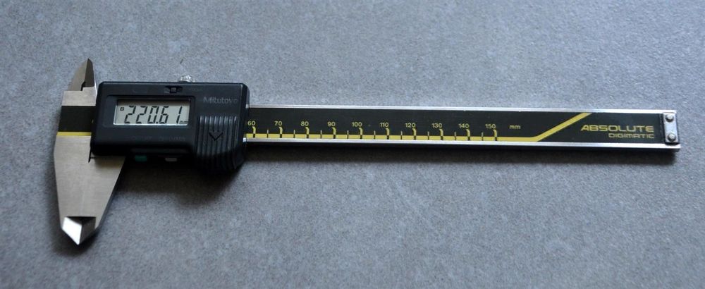 Digitale Schieblehre Mitutoyo CD-15DCX (Gebraucht) in für CHF 78 – mit Lieferung auf Ricardo kaufen