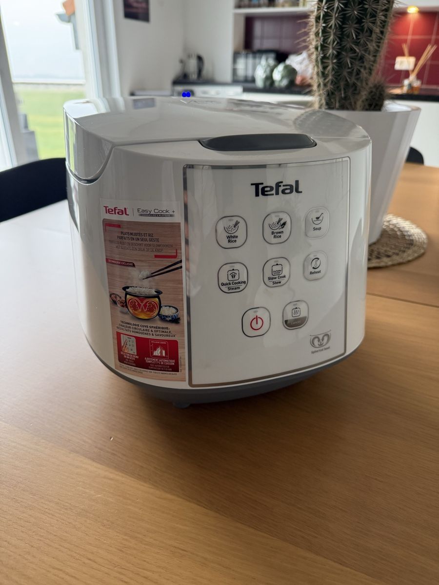 Rice cooker Tefal (Neuf (Voir description)) à Villars-le-Terroir pour ...