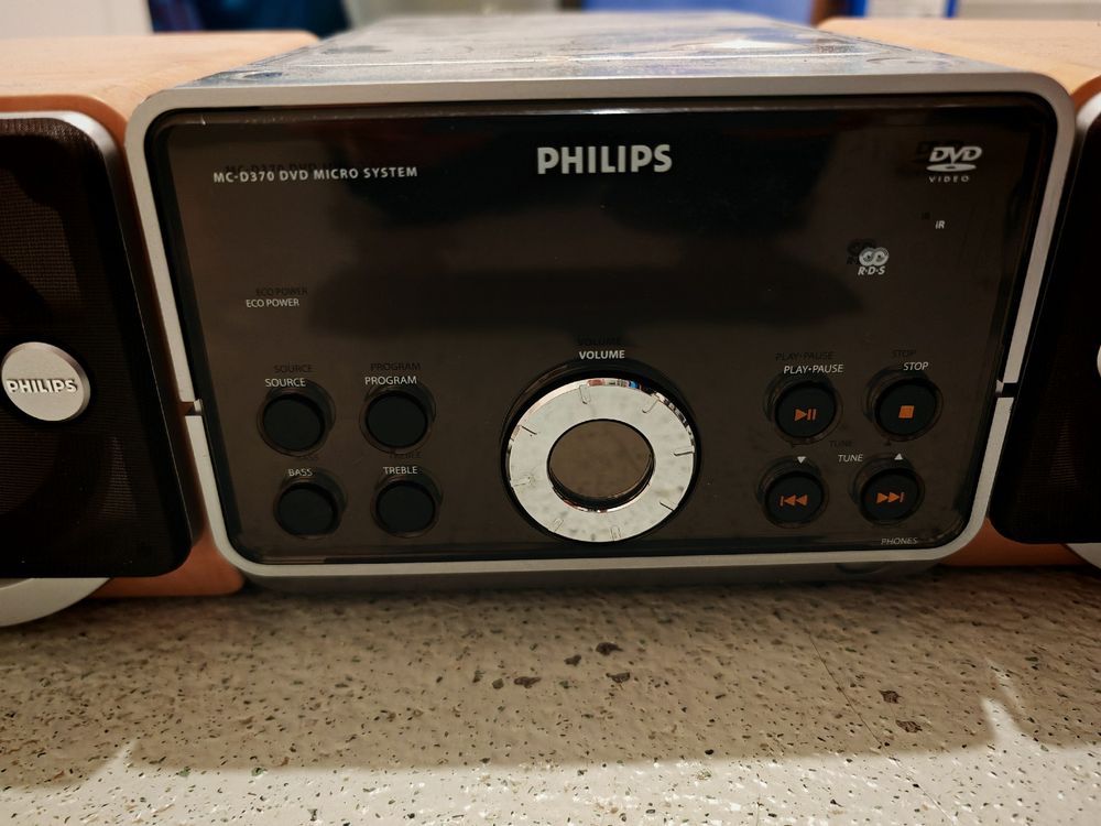 Preisreduktion Philips CD & DVD Micro System MC-D370 mit FB (Gebraucht ...