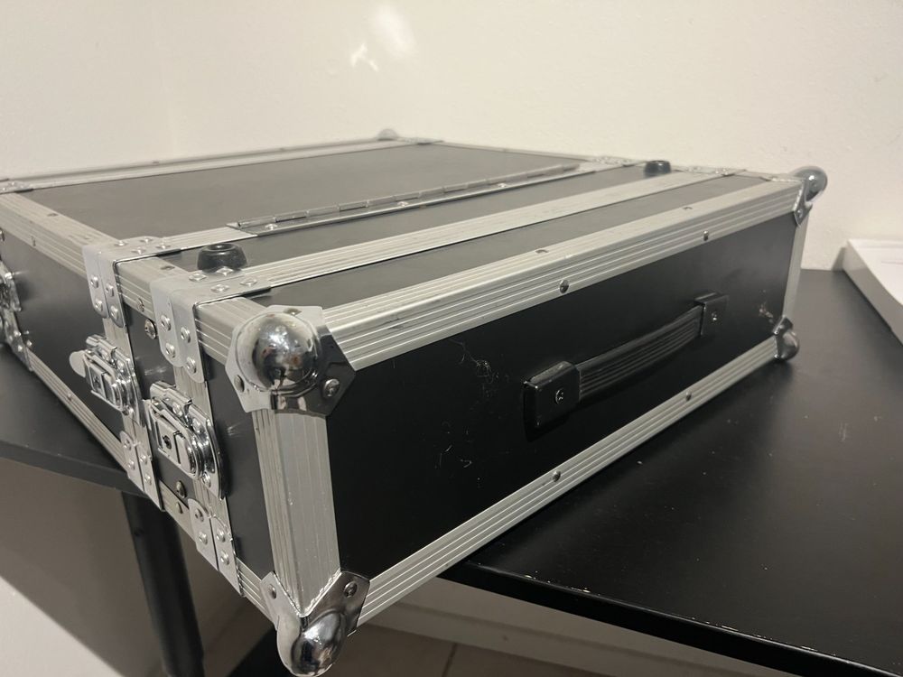 DJ Doppel-CD Player / Disco Tech CD-690 und ein Mixer | Kaufen auf Ricardo