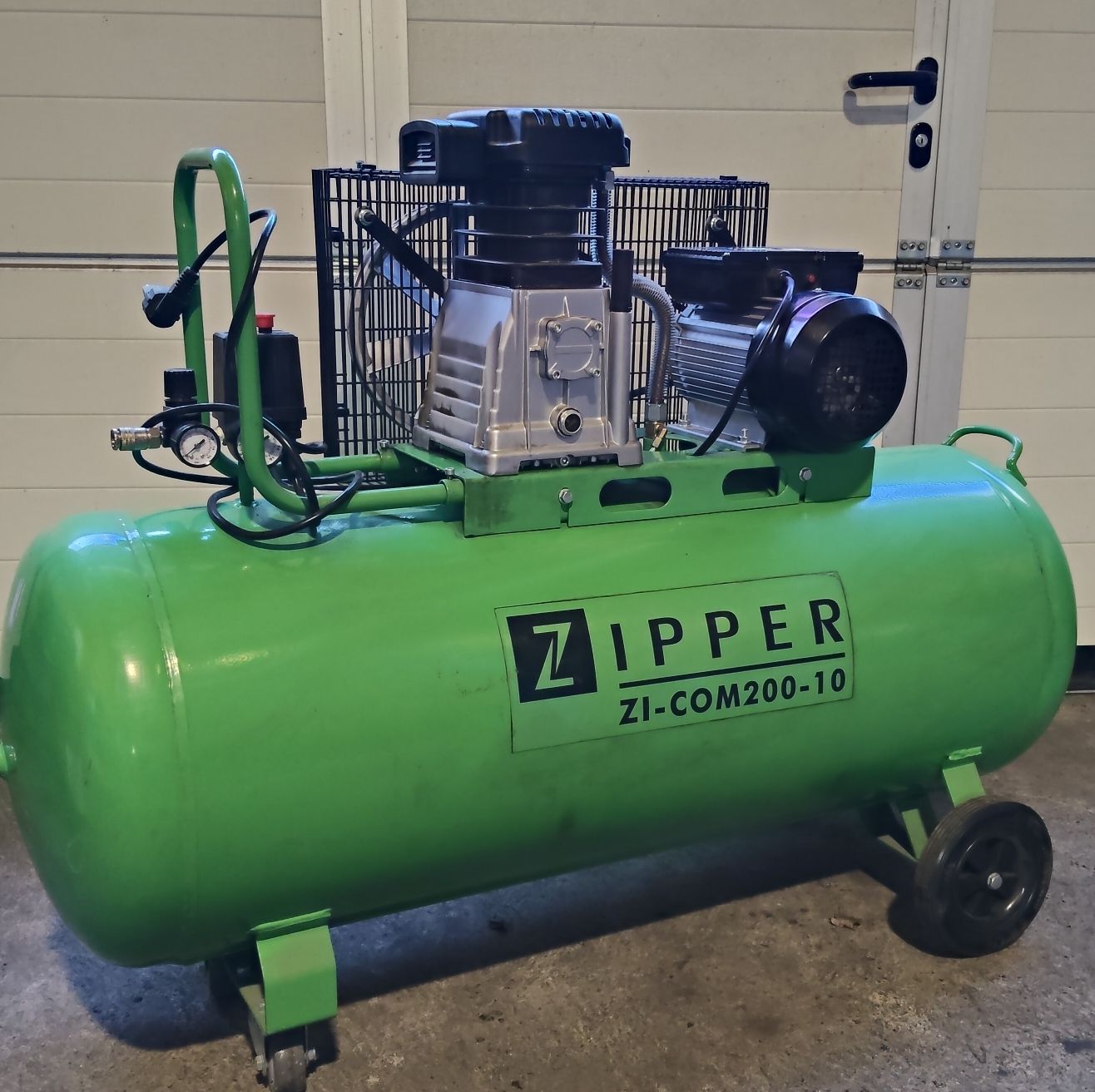 Zipper Kompressor ZI-COM200-10 - Top Zustand! (Gebraucht) in Giswil für ...