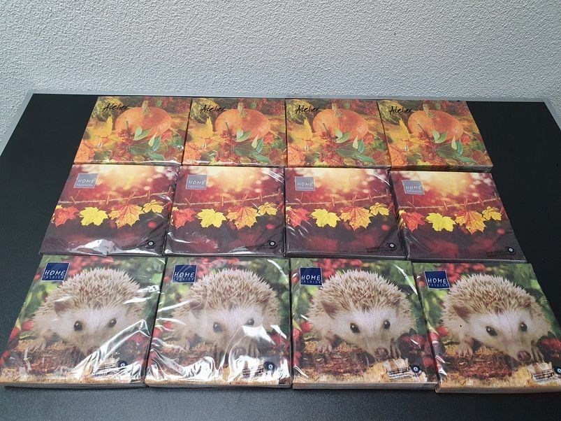 Neu - Servietten - 12 Packungen - 33cm x 33cm (Neu und originalverpackt ...