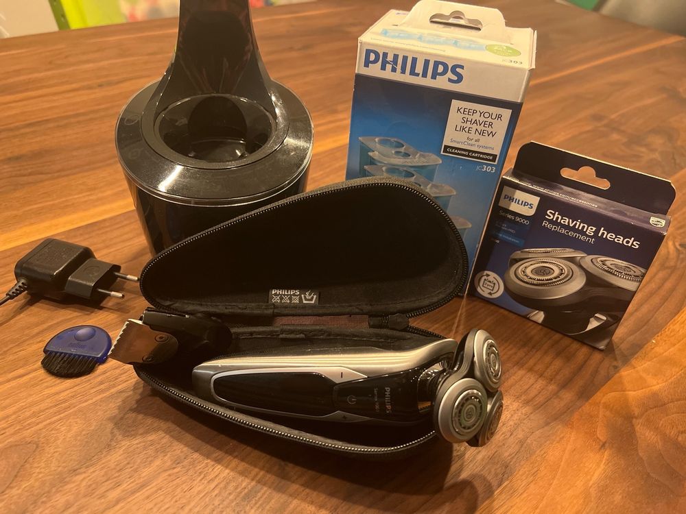 Philips S9711 Rasierer inkl. Zubehör (Gebraucht) in Oberwil BL für CHF 95 – mit Lieferung auf ...