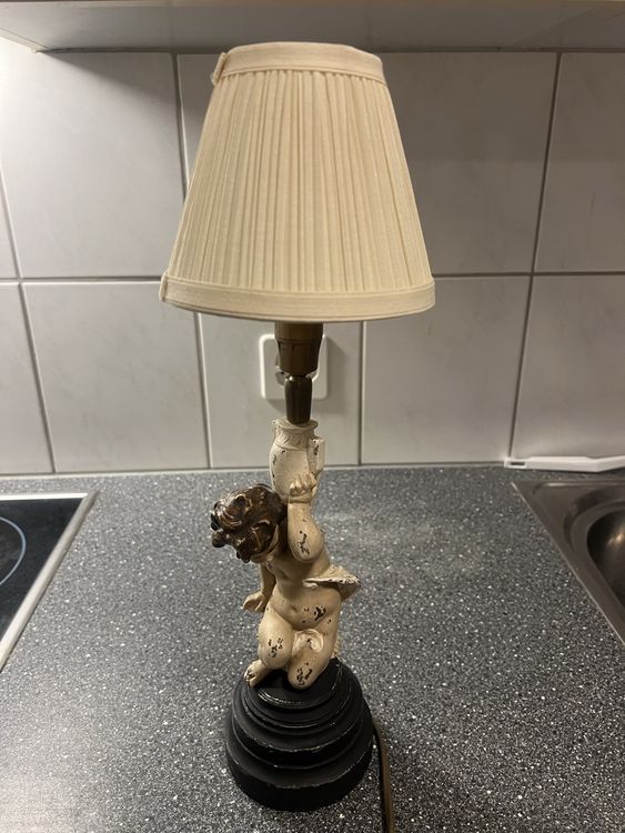 Schöne antike Nachttischlampe Engel | Kaufen auf Ricardo