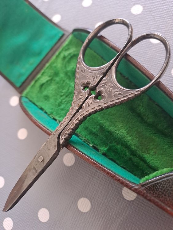 Antik Schere M. Schaerer Bern (Defekt) in Neuhausen am Rheinfall für ...