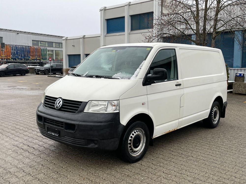 VW T5 2.5 TDI 4Motion KM 274 900 JG 2008 AHK 2500 KG (Defekt) in Horgen ...