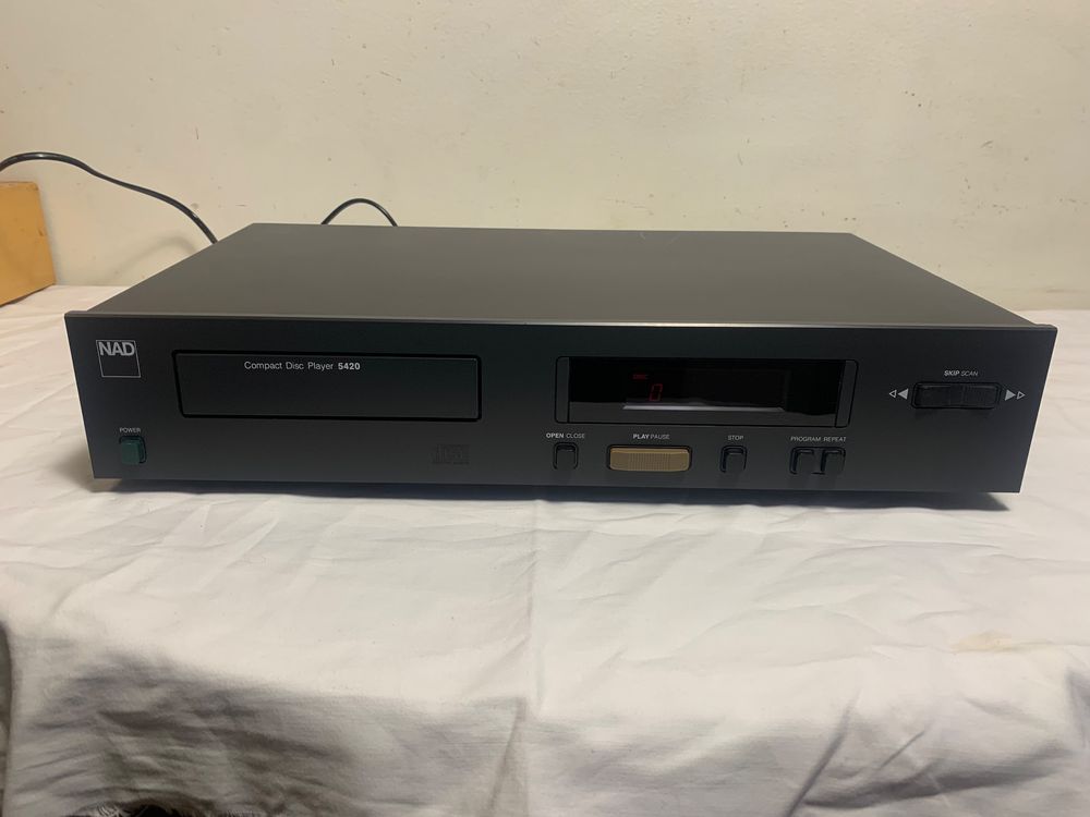 NAD Compact Disc Player 5420 (D'occasion) à pour CHF 36 – avec ...