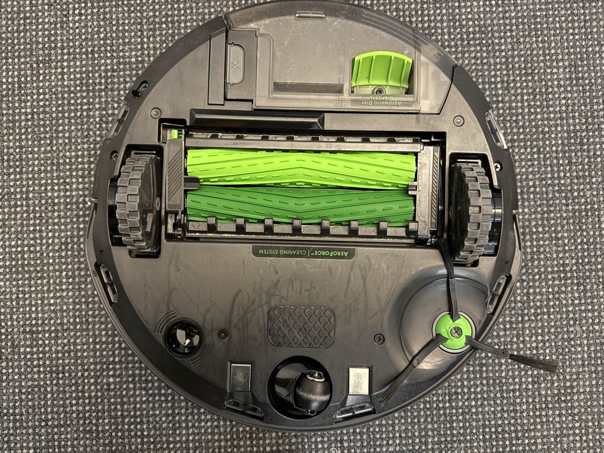 iRobot Roomba j7+ - Aspirateur Robot en très bon état (D'occasion) à ...