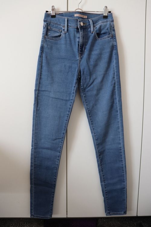 Jeans Levi’s high rise super skinny (Gebraucht) in Essertines-Yverdon ...