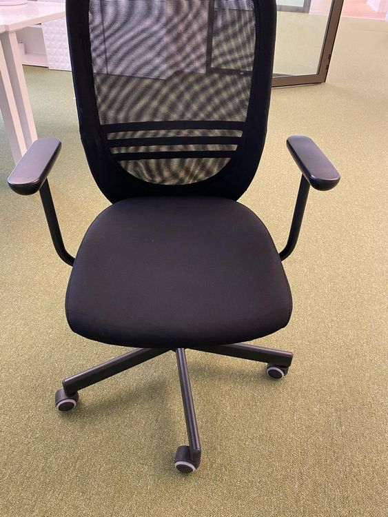 Chaise de bureau IKEA - FLINTAN - Noire (Gebraucht) in Genève für CHF 15 – nur Abholung auf ...
