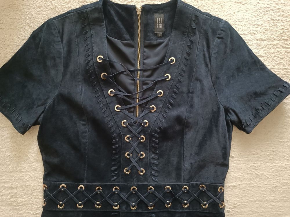 Marineblaues Kleid aus echtem Wildleder, mit Nieten EU40 Neu (Neu ...