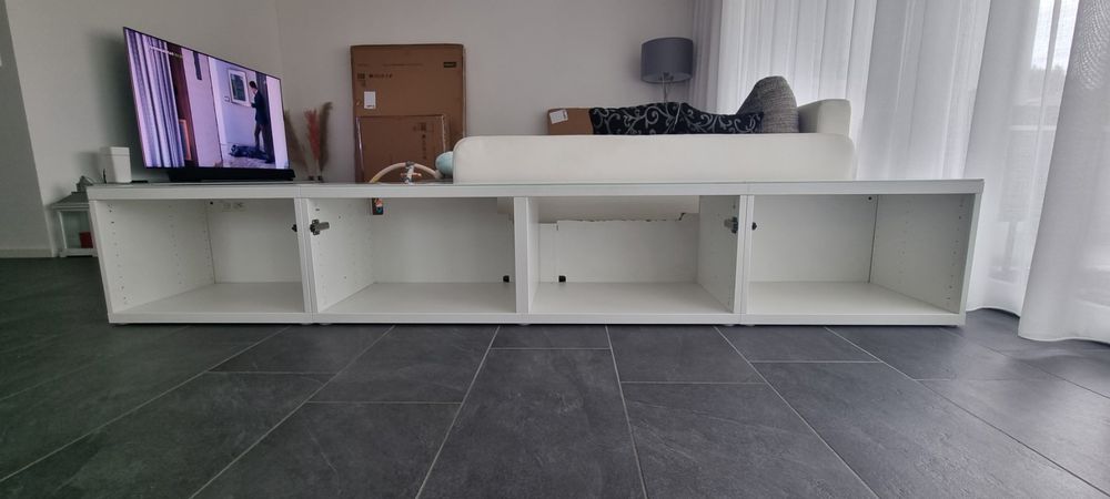 Ikea Besta TV-Möbel / Lowboard mit Glas 240cm (Gebraucht) in für CHF 20 ...