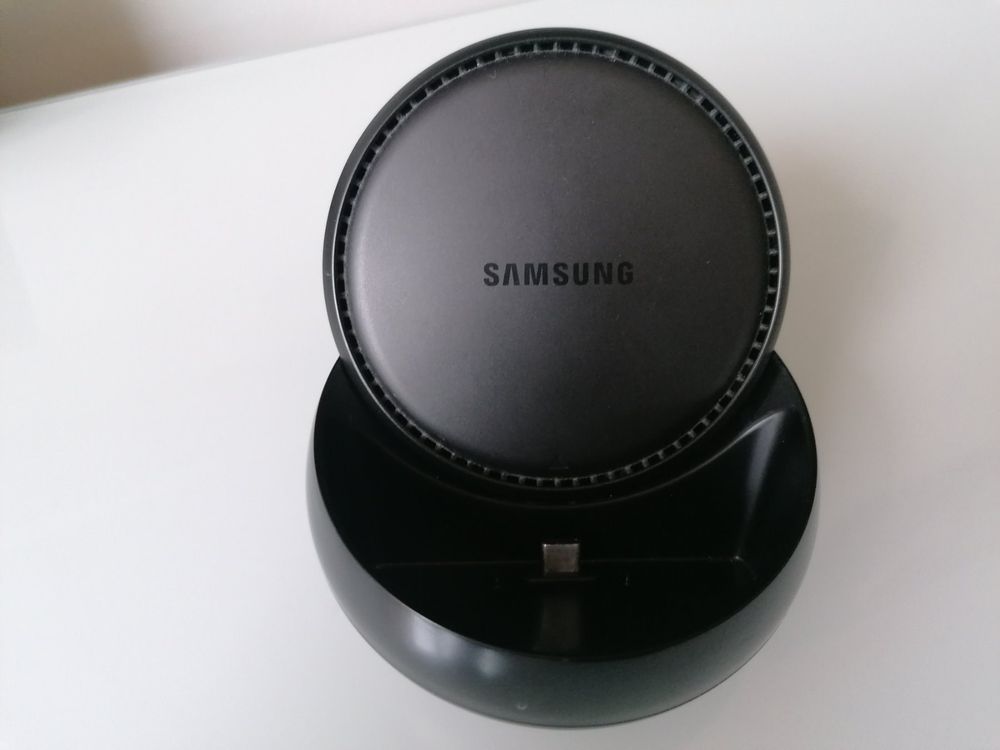 Samsung DEX STATION (Gebraucht) in Igis für CHF 20 – mit Lieferung auf ...