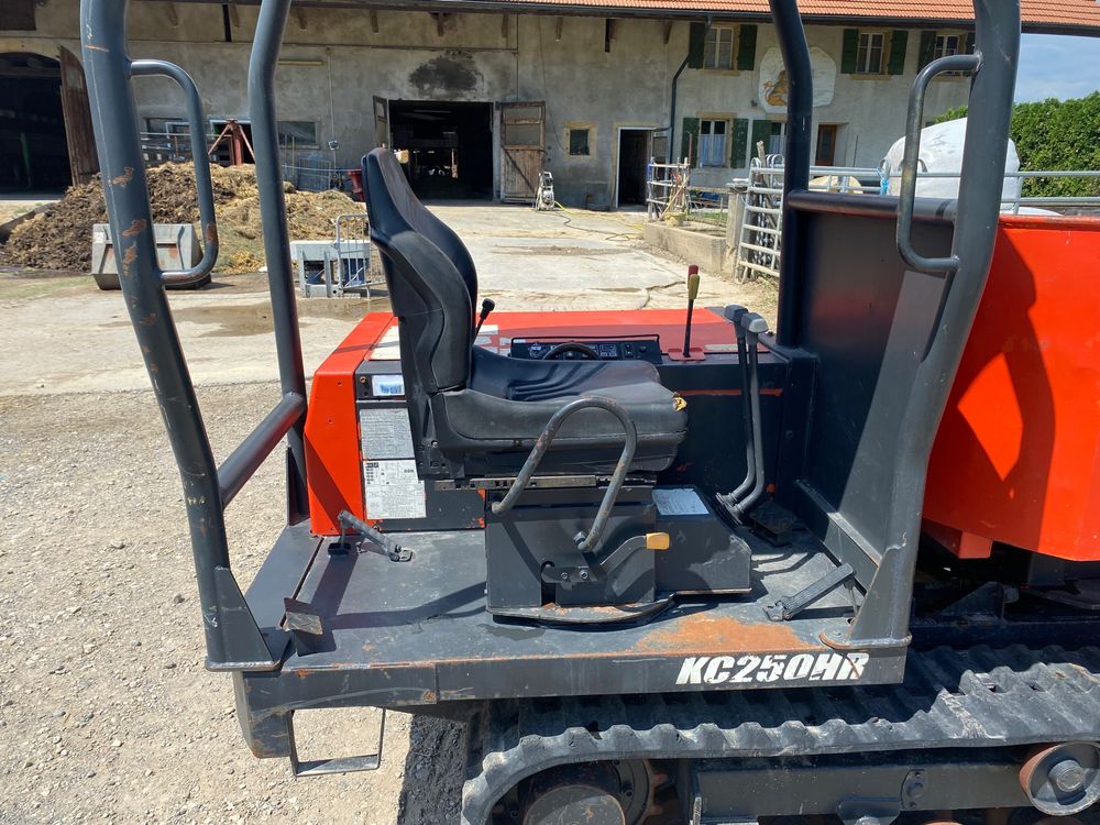 Kubota HC250HR Raupen Dumper / Kipper / Transporter ab 1.- (Defekt) in Courgevaux für CHF 7000 ...