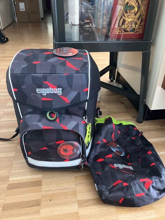 Ergobag mit Regenschutz und Sportbeutel | Kaufen auf Ricardo