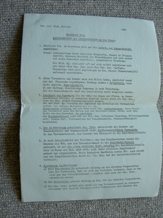 verschiedene Dokumente und Vorschriften der Schweizer Armee (Gebraucht) in Schafisheim für CHF 3 ...