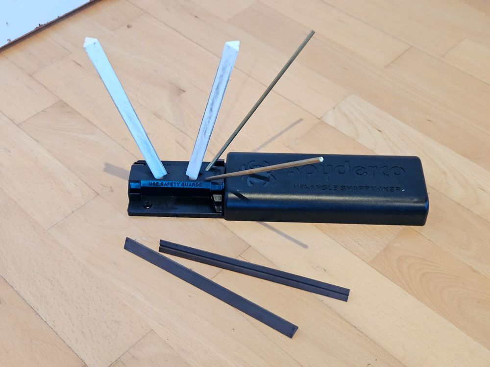 Spyderco Tri-Angle Sharpmaker Messerschärfer (Gebraucht) in Hemberg für ...