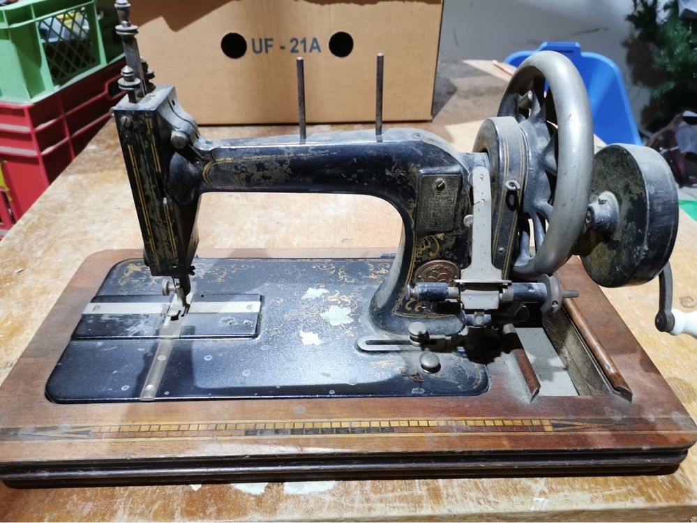 Alte Nähmaschine Pfaff | Kaufen auf Ricardo