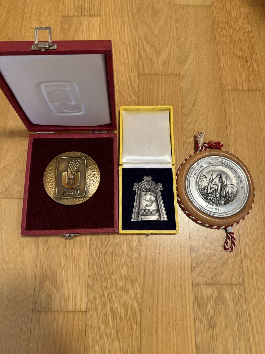 Médailles de collection FISU et Thun en coffret d'origine (D'occasion ...