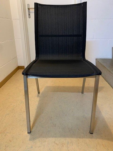 Gartenstühle, stapelbar (Gebraucht) in Rubigen für CHF 10 – nur Abholung auf Ricardo kaufen