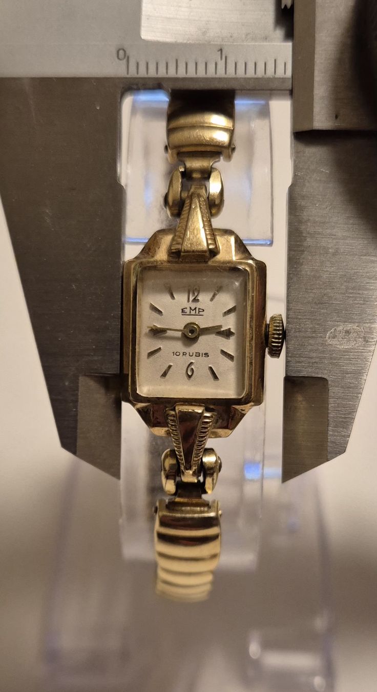 Montre EMP 10 rubis (D'occasion) à Genève pour CHF 15 – avec livraison ...